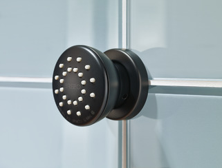 Essential™ Shower Series | Touch-Clean® Round Body Spray