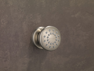 Essential™ Shower Series | Touch-Clean® Round Body Spray